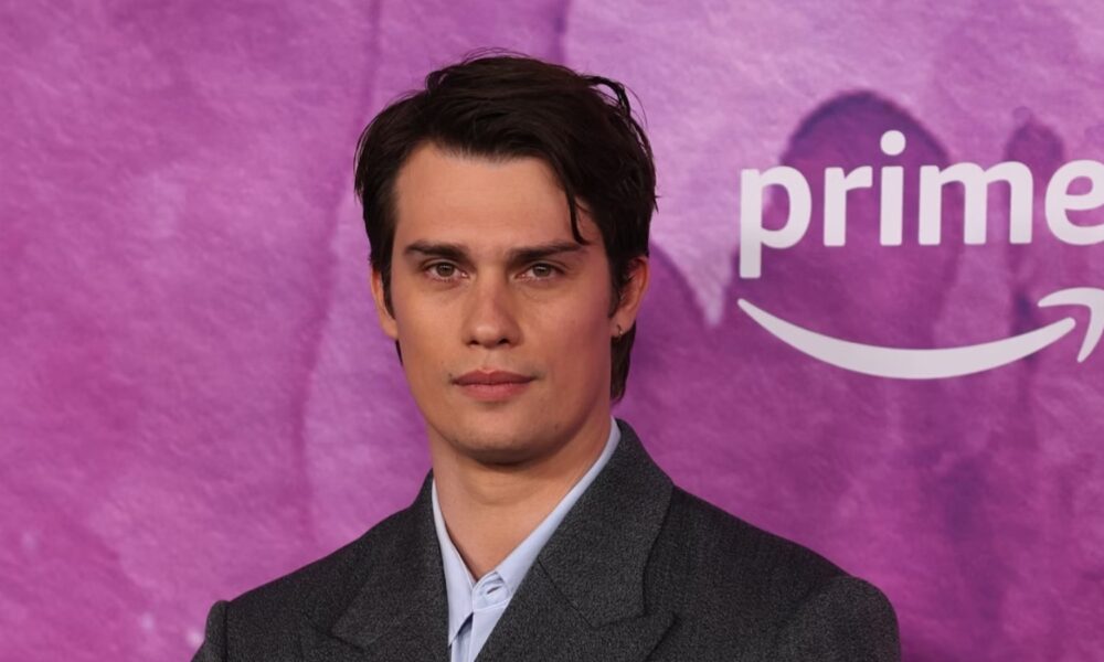 Nicholas Galitzine bakal jadi He-Man di Film Masters Of The Universe ...