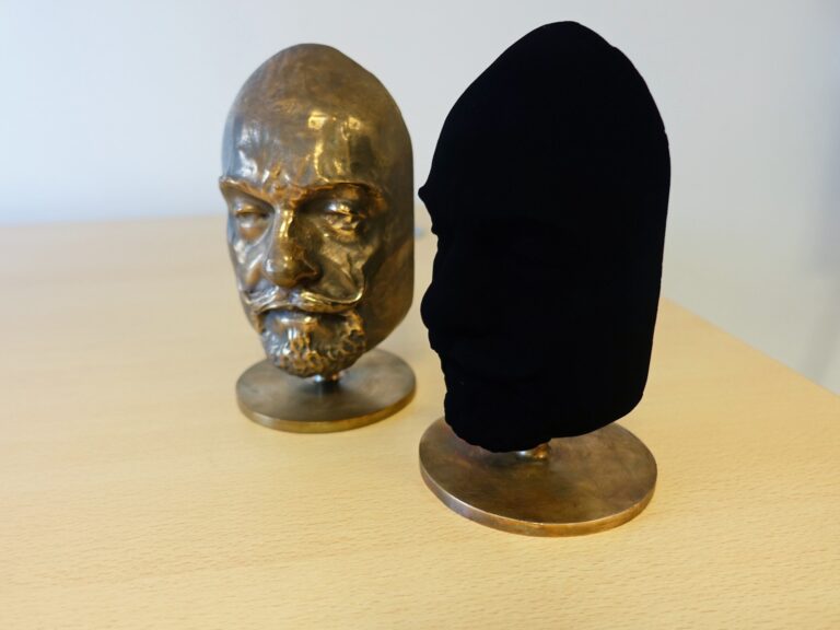Vantablack: Warna Tergelap yang Bikin Dunia Gelap-Gelapan (Secara ...