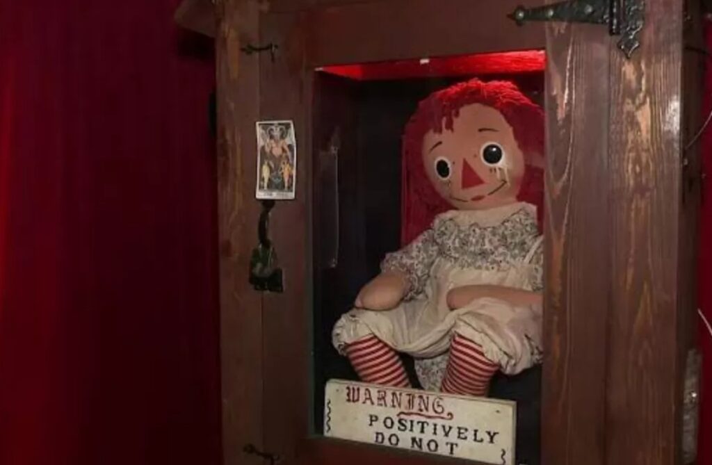 Annabelle Hilang? Panitia Bantah, ‘Nggak Lah, Masih di Museum! - POPERS.ID